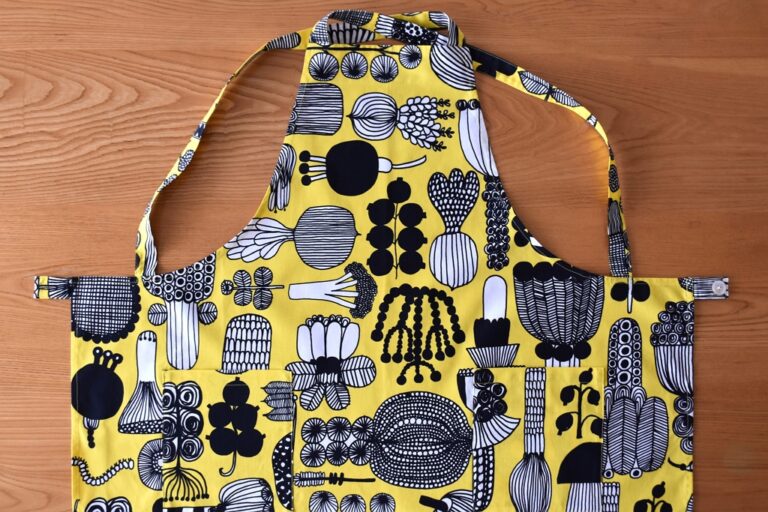 【作り方】ボタン留めバッククロスのエプロン・型紙【 how to make an apron 】 | わが家のここち。
